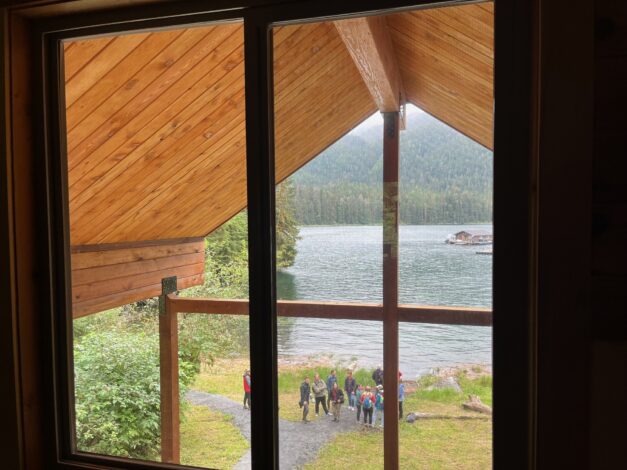 Sen. Murkowski cuts the ribbon at Anan Bay Cabin - KSTK